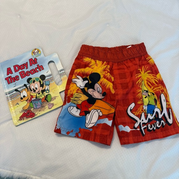 Disney | Swim | Disney Swim Trunks 8 M Mickey Goofy A Day At The Beach ...